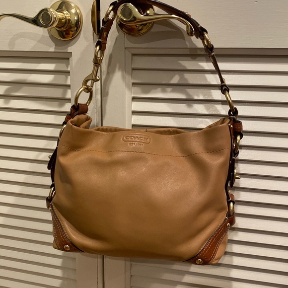 Coach | Bags | Coach Carly Hobo Shoulder Bag Tan Brown Leather Brass ...